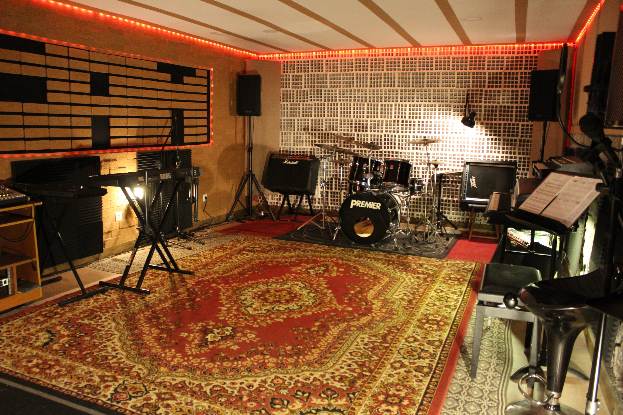 Home - iAM Studio